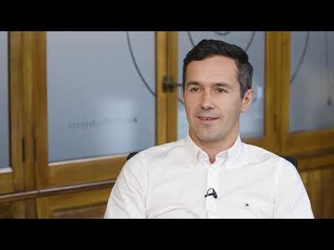What to consider when hiring an interim