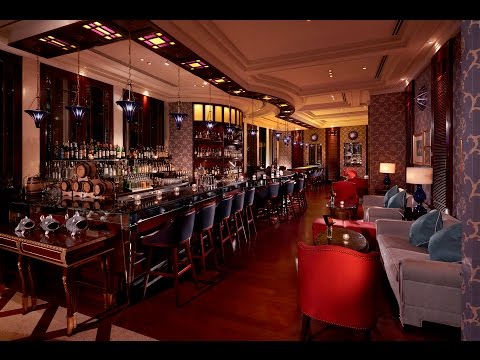 Discover One of The World's 50 Best Bars at Island Shangri-La Hong Kong