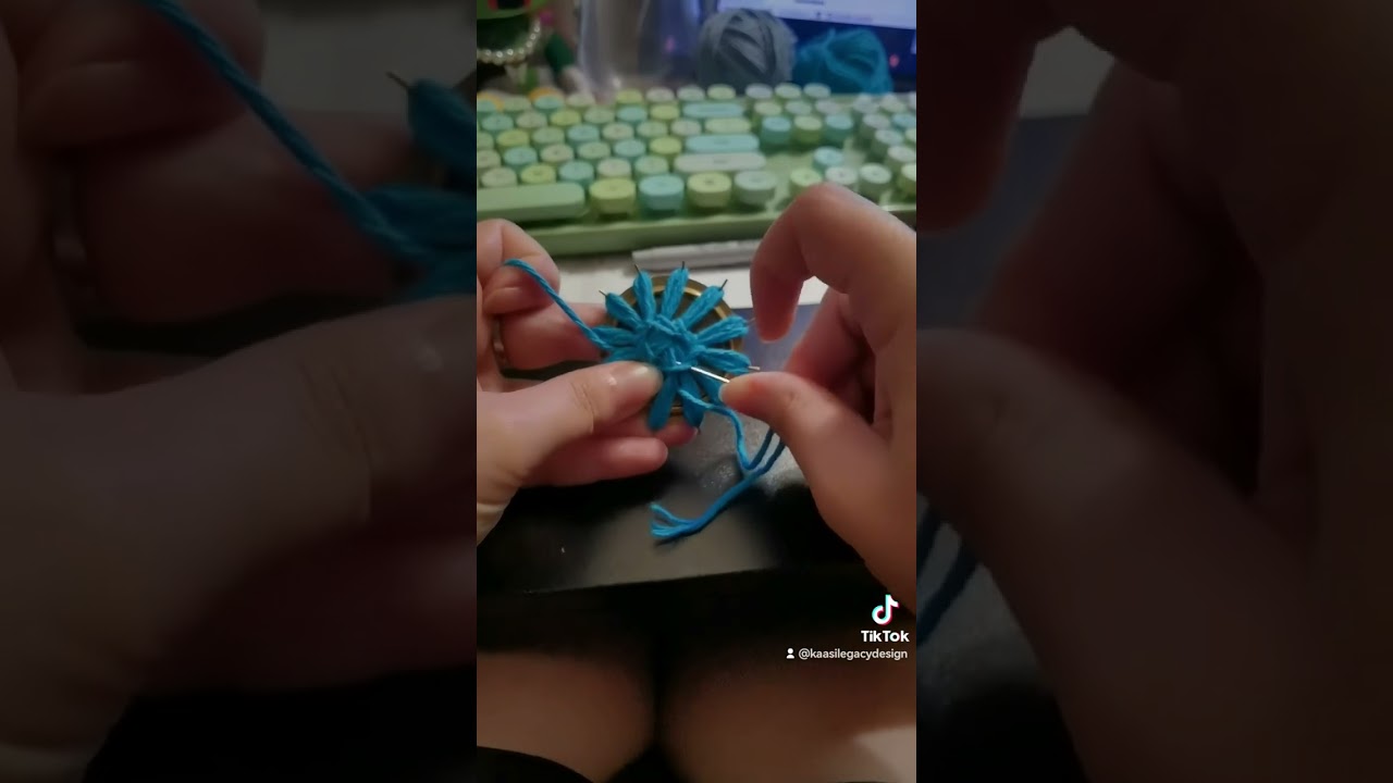 The Vintage Daisy Maker