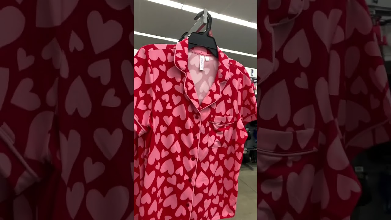 VALENTINES PJ SETS //Lesliebutt #valentinesday #walmartfinds #walmart #pajamaset
