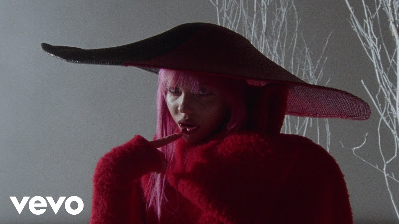 ADÉLA - KGB (Official Music Video)