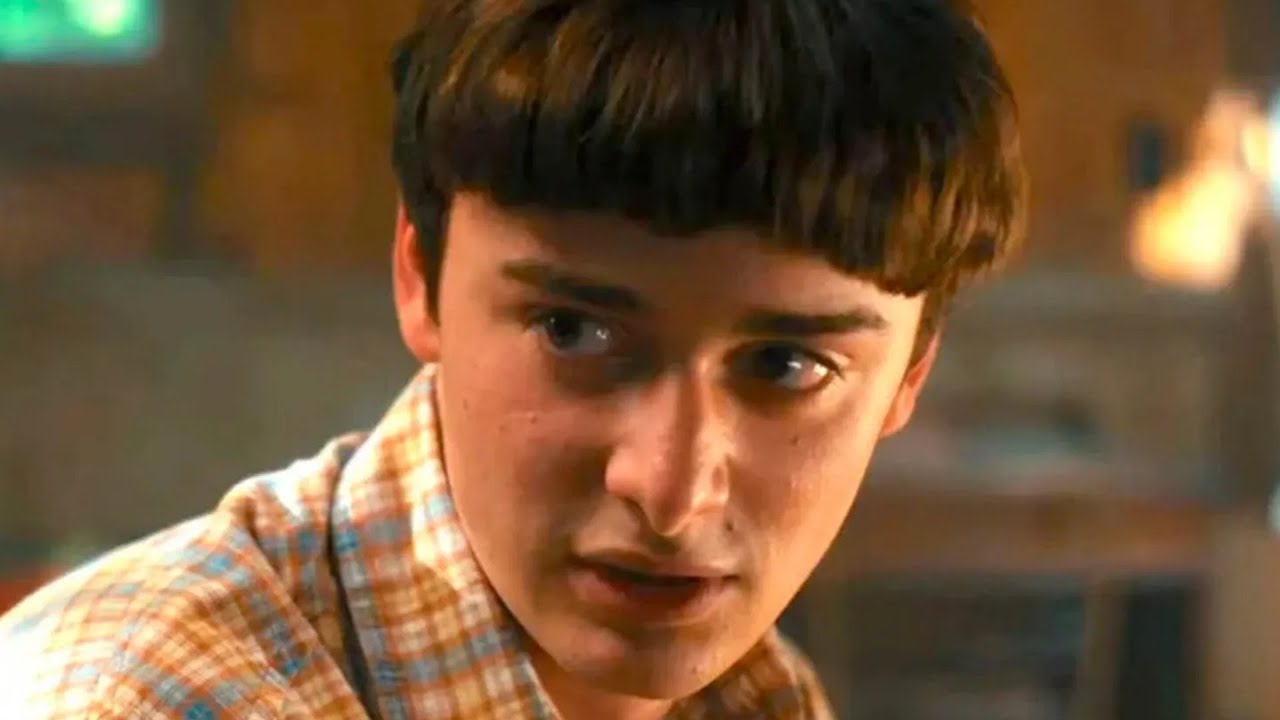 The Stranger Things Scene That Left Noah Schnapp Terrified
