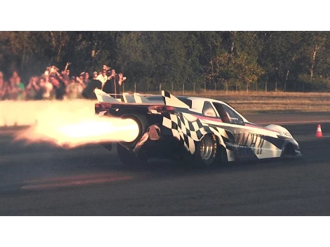 6000 HP Jet-Powered Funny Car Blows Italy Away - autoevolution