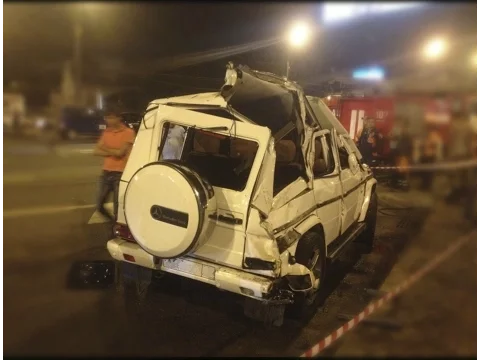 Here's a Compilation of the Stupidest G-Class Crashes Ever - autoevolution