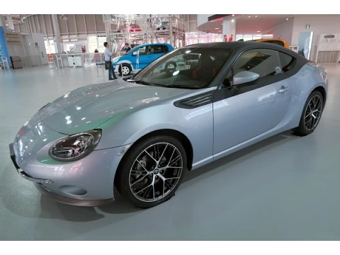 Toyota GT 86 Style Cb Gets Detailed Walkaround in Japan: the Unknown ...