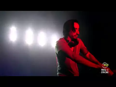 American DJ FREQ-5 5-Zone DMX LED Strobe Light | Solotech