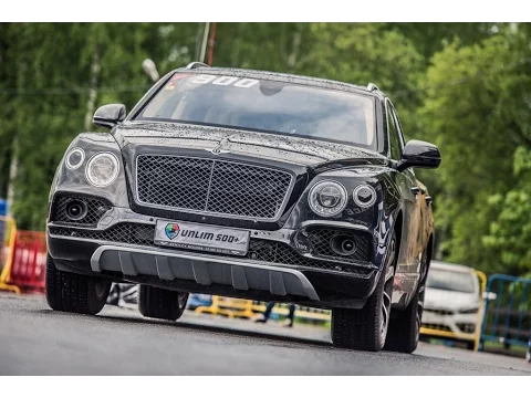 Bentley Bentayga Drag Races Porsche 911 Turbo in Russian Brawl ...
